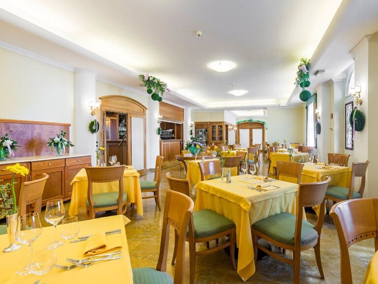 Hotel Grado 4 stelle sul Mare - Hotel Ville Bianchi